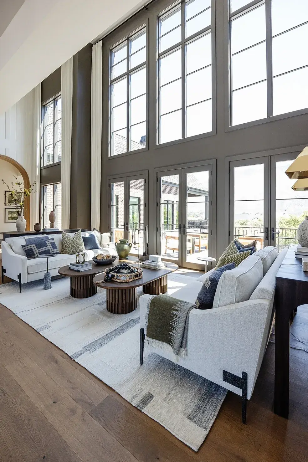 Luxury Custom Home Portfolio | E Builders